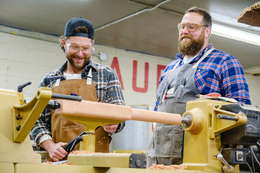 (ICYMI) Chris Lane stops by Home Town: Ben’s Workshop – Country’s Chatter