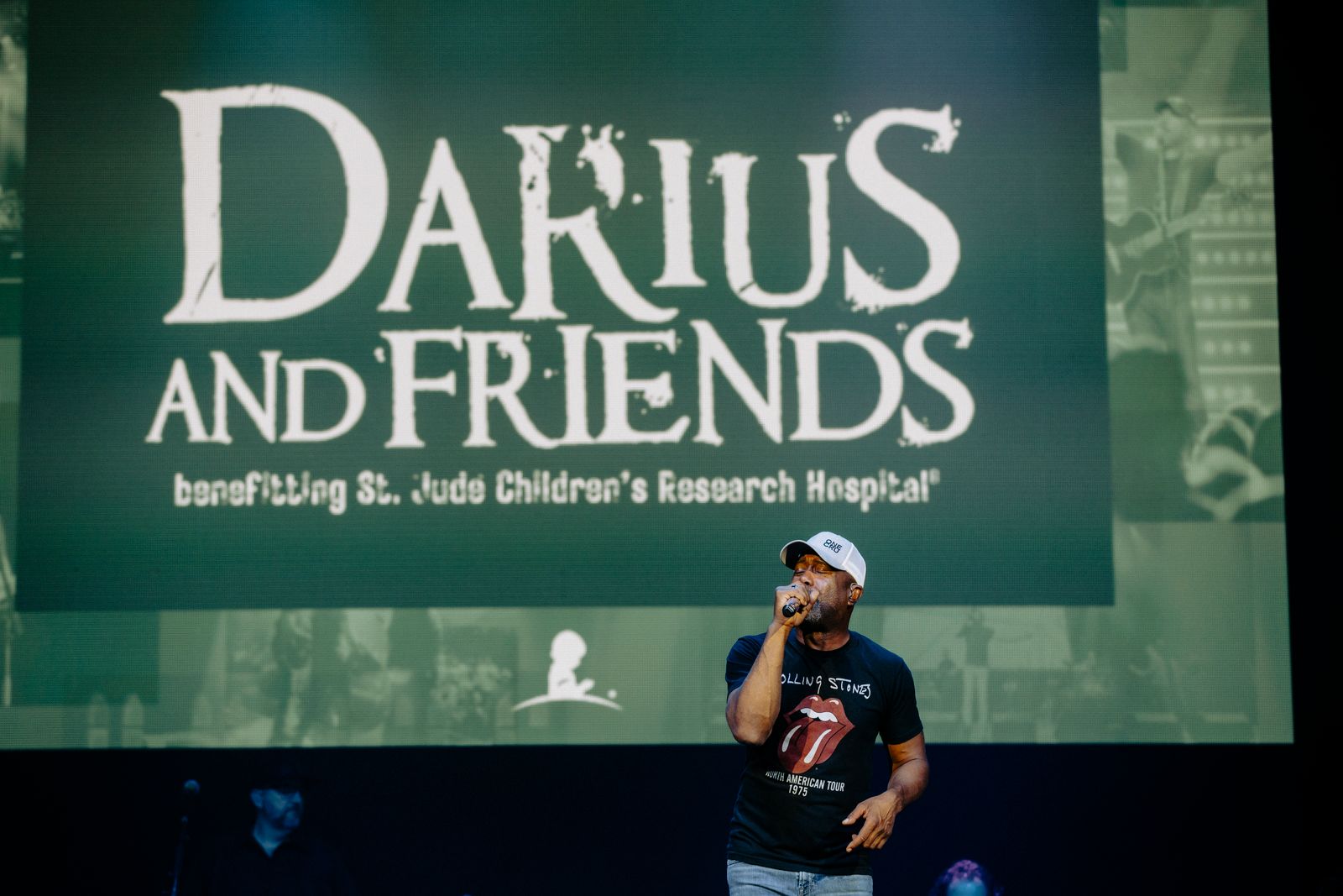 “Darius And Friends” Brings Together Tyler Braden, Luke Bryan, Kashus ...